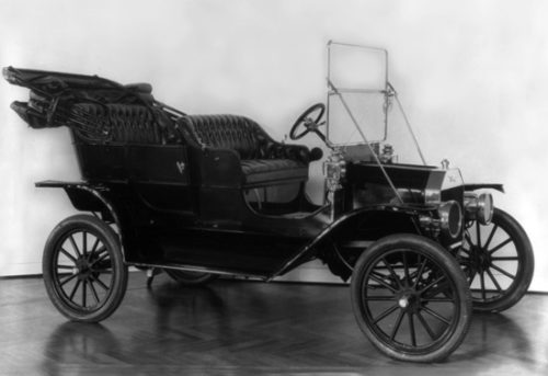 Motoring Milestones: How Many of These Facts About the Early Automobile ...