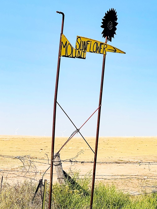 “Climbing” Mount Sunflower, the Highest Point in Kansas | The Saturday ...